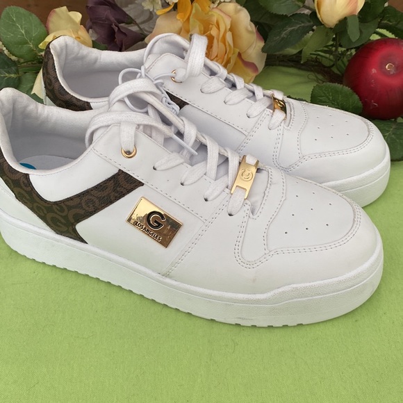 GBG Los Angeles | Shoes | Gbg White Sneakers | Poshmark